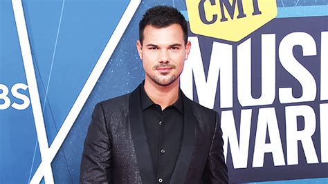 Taylor Lautner Responds To Criticisms Of His Physical Appearance Hollywood Life