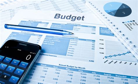The Difference Between Financial Forecasting And Budgeting Concept