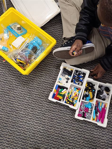 Scott Saunders Saunders Stars Twitter