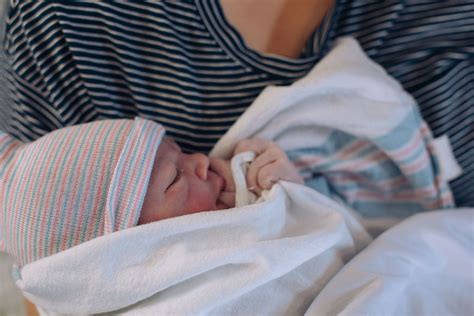 Breastfeeding Tips And Tricks Fertility Midwifery Birth Center
