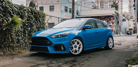 Ford Focus Rs On Rally White Comp Fifteen52