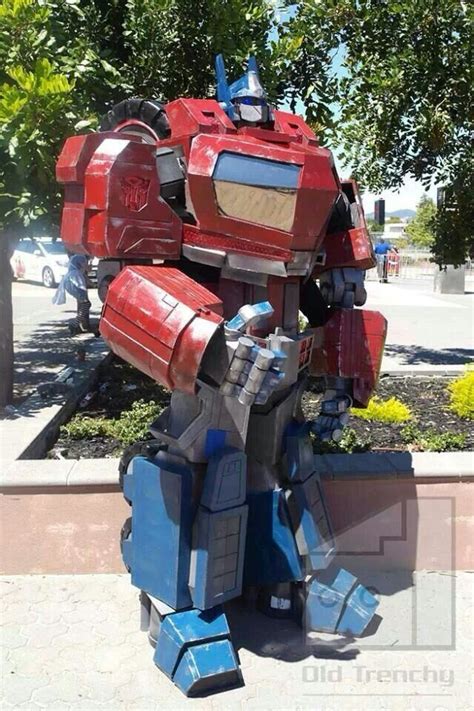 Optimus Prime Amazing Cosplay Optimus Cosplay