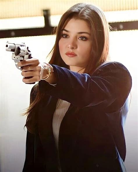 Hande Ercel Beauty Rhandeercelx