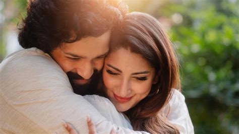 Nagarjunas Son Akhil Akkineni To Marry Zainab Ravdjee On March 24 In Hyderabad Report