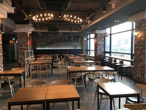 백석대학교 대신 전해드립니다 백석대 정문 Cu옆 도스마스 맞은 편 2층 피자 햄버거 치킨 전문 프랜차이즈 쑤와리질러입니다 저희매장은 연중무휴 오전10시 ~ 자정12