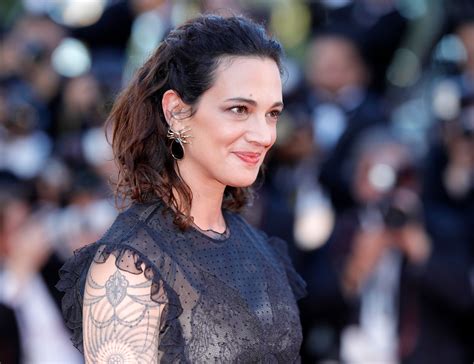 Pedra Rolante Asia Argento