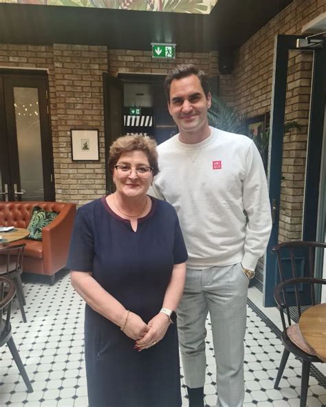 Roger Federer Is In London The Best Pic Ever Such An Honor