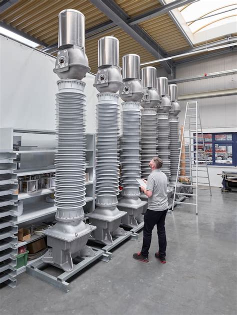 High Voltage Transformer