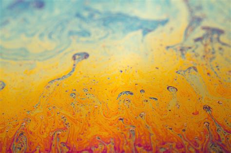 무지개 빛깔의 페인트의 추상적 인 배경 텍스처 비눗방울 0명에 대한 스톡 사진 및 기타 이미지 0명 강렬하고 밝은 색상 굴절 Istock