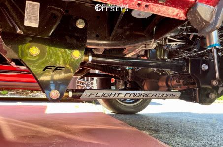 2021 Ram 2500 With 22x12 44 Fuel Hammer And 325 50r22 Yokohama Parada