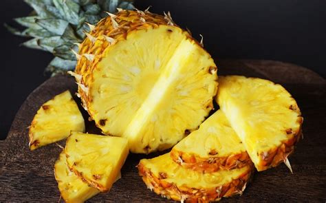 14 Common Foods That Make You Sick And How To Avoid Them