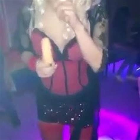 Jenny Pinter Hot Dance Mature Shemale Fucks Guy Porn Df Xhamster