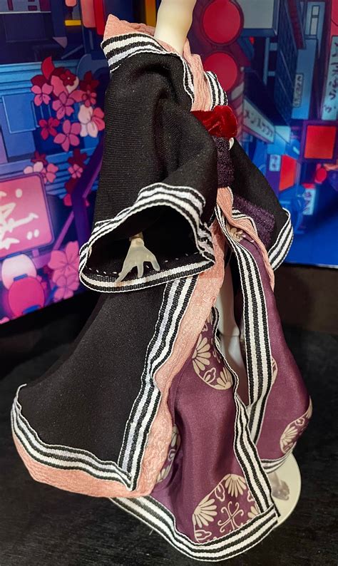 Yokai Doll Repaint Rokurokubilong Necked Woman Etsy