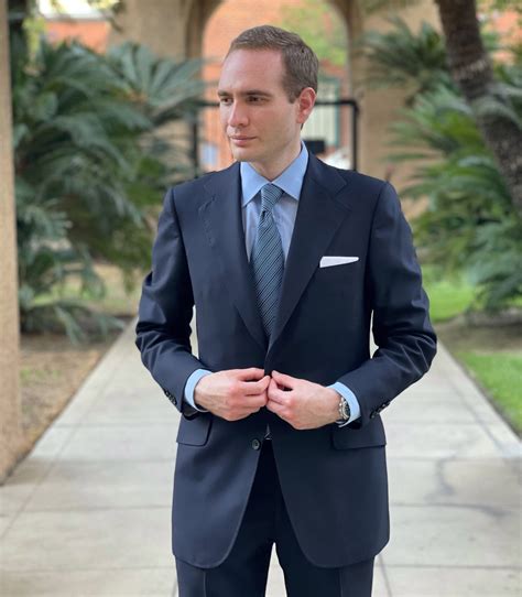 Light Blue Tie With Navy Suit
