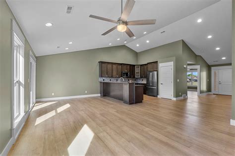 Sandy Tegel And Bill Tegel Broker Realtors Century 21 Ashland Realty