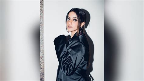 Jasleen Royal Explores Summer Vibes And Wanderlust In Her Latest Single