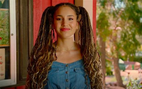 Pin On Sofia Wylie Braid Styles Cool Girl Beautiful Women