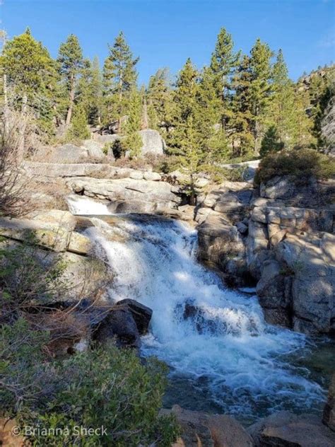 Shirley Canyon Snow Trek