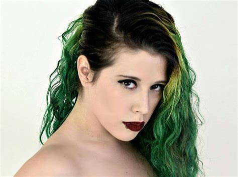 Interview With Actress Alyss Winkler Of Plank Face Space Babes From