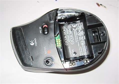 Tech For Passion Fixing Broken Mouse Button On A Logitech M705