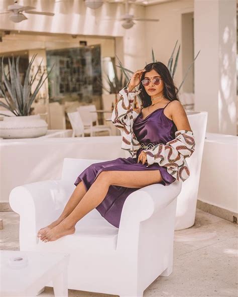 Sruthi Jayadevan Feet