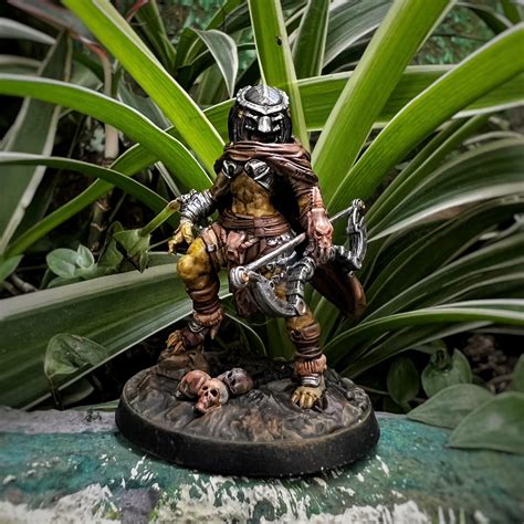3d Printable Widow Skull Hunter Ashili By Papsikels Miniatures