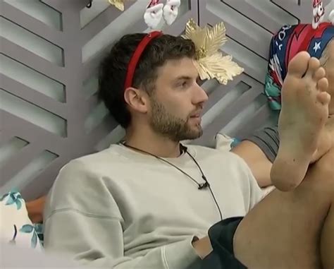 Santiago Algortas Feet