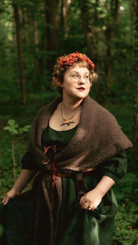 Forest Hobbit Outfit 🌿🤎 Fair Wear Fashion Inspo Clothes
