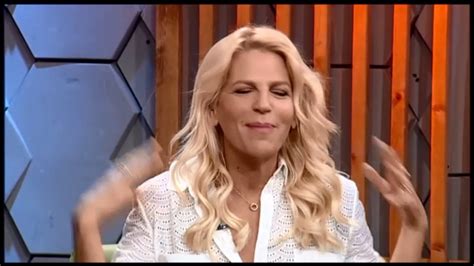 שיער מתולתל איך מטפחים שיער מתולתל תוספות שיער תלתלים Youtube