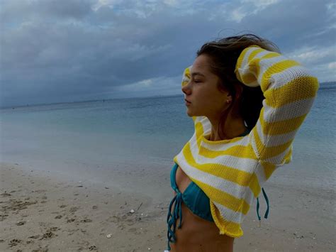 Phoebe Combes Titty Top Of The Day Phoebe Combes Titty Top Of The Day