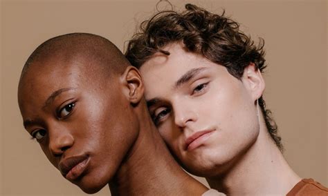 Gender Neutral Makeup Looks