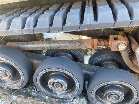 2014 597 Asv Rt40 Track Adjuster For Sale