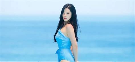 8 Hot Sexy Eunb Bikini Pics