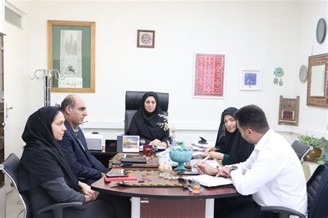 آغاز به کار فعالیت خوشه سفال و سرامیک در استان سمنان ایسنا