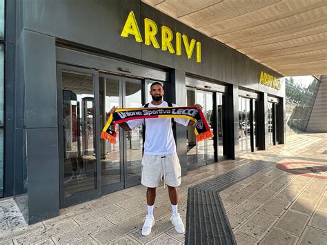 Lecce Arriva Jamil Siebert Chiamato A Sostituire Federico Baschirotto