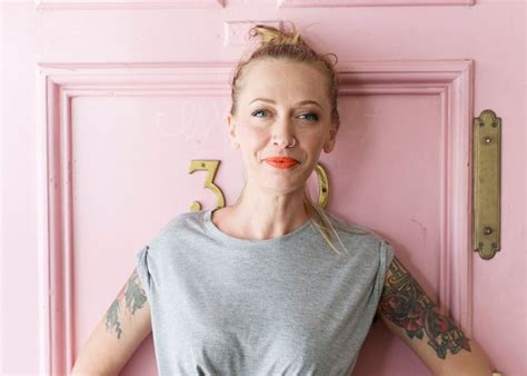 Renae Smith Archives