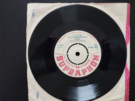 Sp Olympic A Jiří Korn Když Lola Pila Pátý Drink Hedy 1972 Aukro