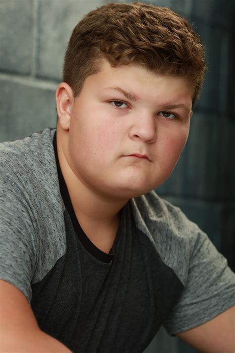 Who Is Billy From Young Sheldon Meet Wyatt Mcclure