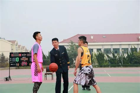 无兄弟，不篮球！热血、激情都在这里通信新浪军事新浪网