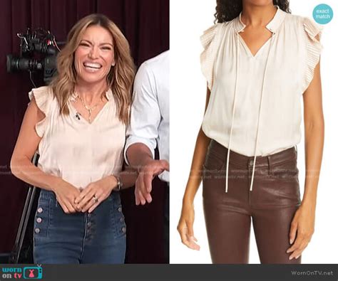 Wornontv Kits Champagne Pleated Top And Jeans On Access Hollywood
