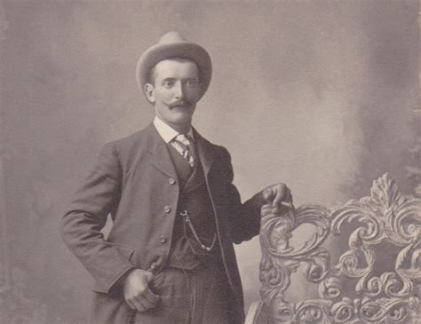 Turn Of The Century Man 1900s Antique Photograph Edwardian Gentleman
