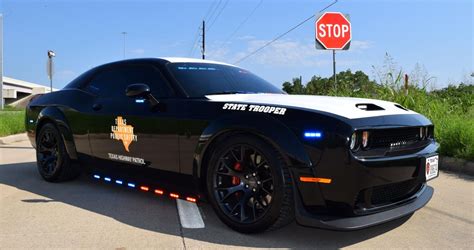 Texas State Troopers 1080 Hp Challenger Srt Hellcat Makes Lawbreakers