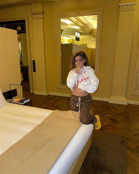 Bedtime Stories Scrolller