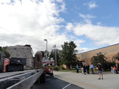 Video Spirit Rock Dedicated At Silverbrook Elementary School