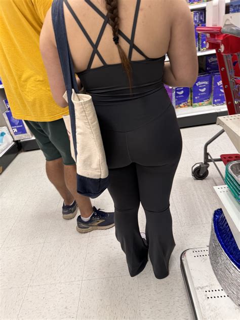 Oc Thick Booty Latina In Gray Flare Pants Spandex Leggings And Yoga