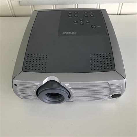 Se Produkter Som Liknar Infocus Lp 250 Lcd Projektor På Tradera 679702865