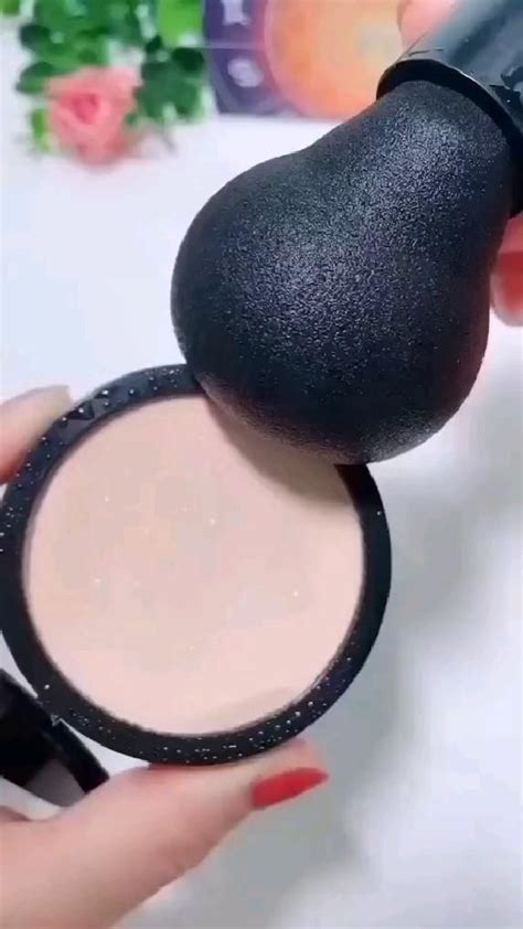 Makeup Foundation 😍 Makeup Tutorial Beauty Tutorials Dark Skin Makeup