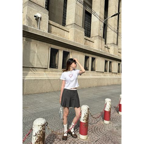 Chân Váy Chữ A Jennie Xếp Ly Phối Viền Trắng Thiết Kế Phong Cách Hàn Quốc Cindy Skirt Shopee