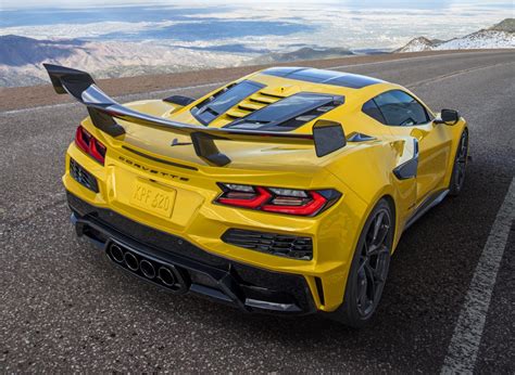 Chevrolet Corvette C8 Zr1 Info Specs Pictures Wiki