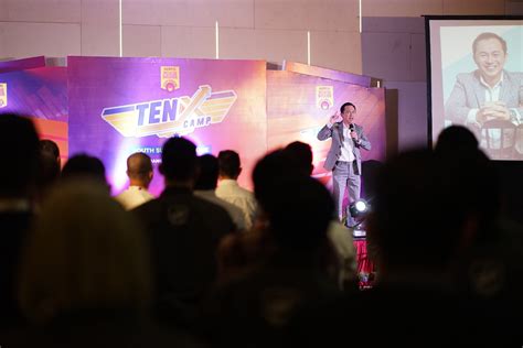 Hm Sampoerna Ongky Hojanto Motivator Pembicara Coach Motivator Indonesia Public Speaking